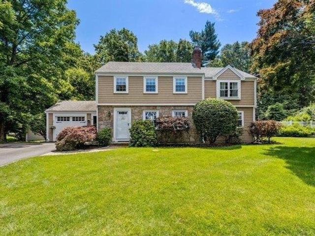 3 bedroom, Hingham MA 02043 105172348
