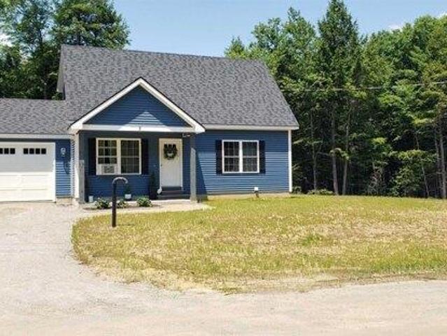 3 bedroom, Hinsdale NH 03451 104543888