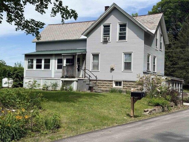3 bedroom, Hinsdale NH 03451 LS103072813