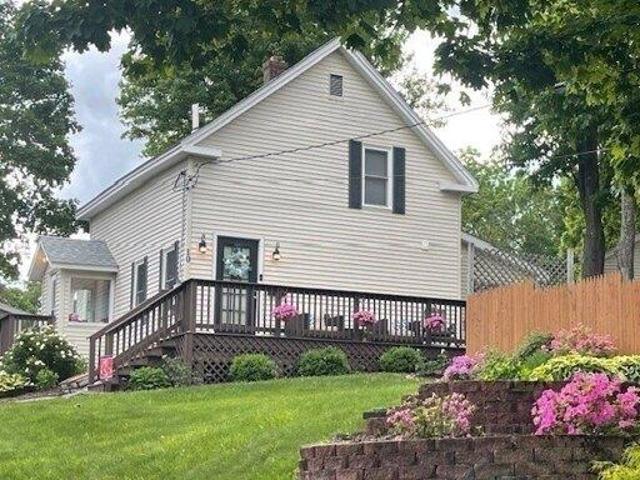 3 bedroom, Hudson MA 01749 102369624