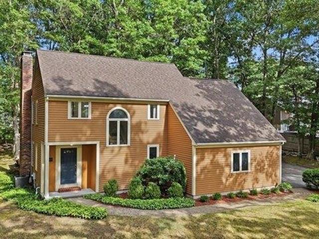 3 bedroom, Hudson MA 01749 104266402