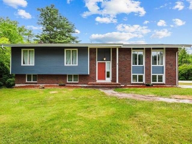 3 bedroom, Hudson NH 03051 LS103035472
