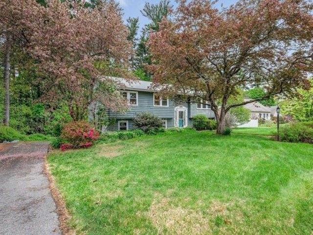 3 bedroom, Hudson NH 03051 102447355