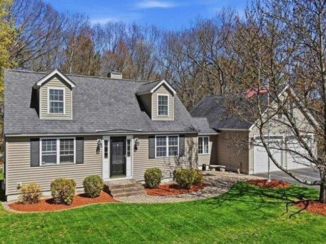 3 bedroom, Hudson NH 03051 102591854