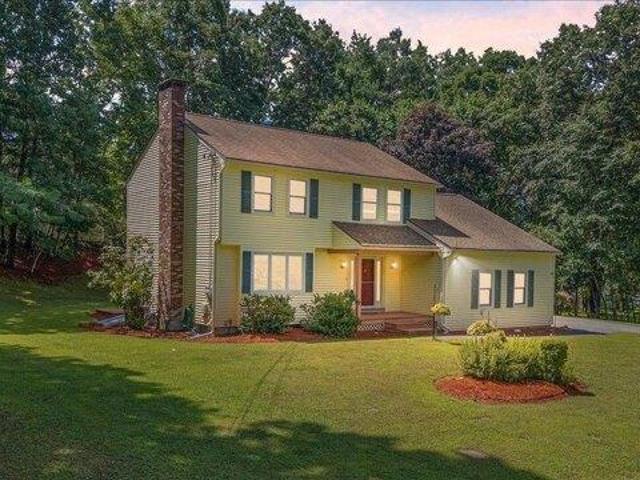 3 bedroom, Hudson NH 03051 104373634