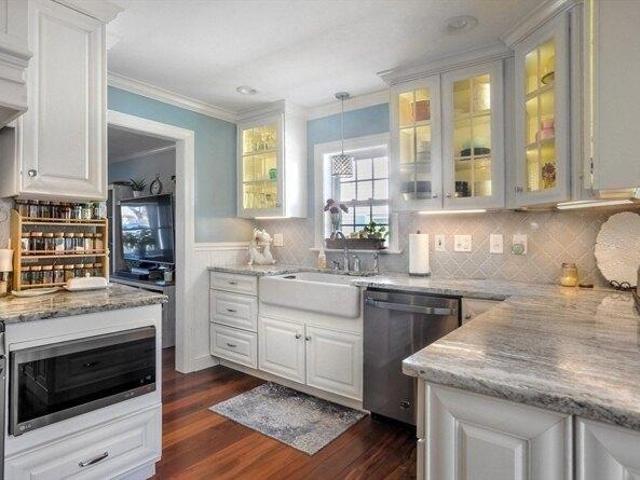 3 bedroom, Hull MA 02045 102410699