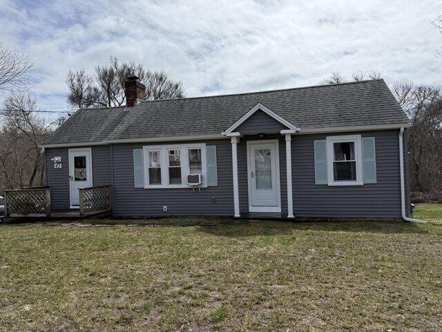 3 bedroom, Hyannis MA 02601 LS101601481