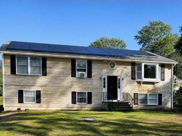 3 bedroom, Hyannis MA 02601 LS102709348