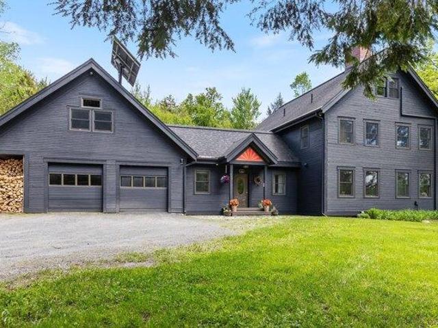 3 bedroom, Hyde Park VT 05655 104542586