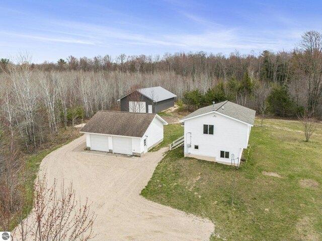 3 bedroom, Interlochen MI 49643 93015408