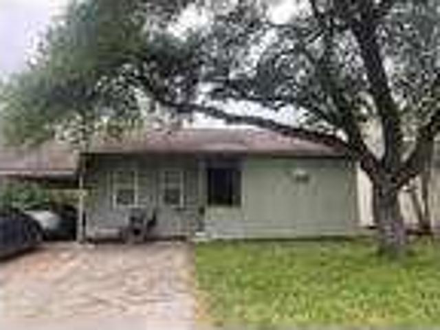 3 bedroom in Corpus Christi TX 78416