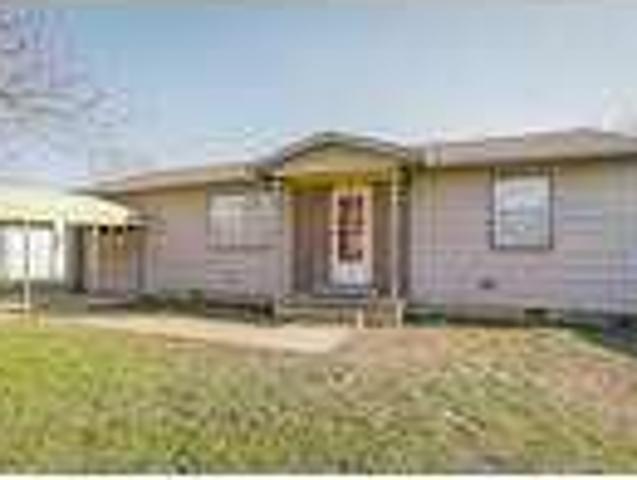 3 bedroom in Caney KS 67333