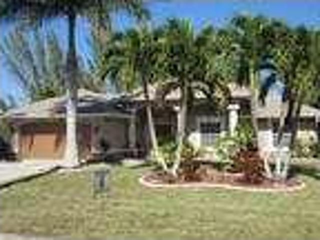 3 bedroom in Cape Coral FL 33990