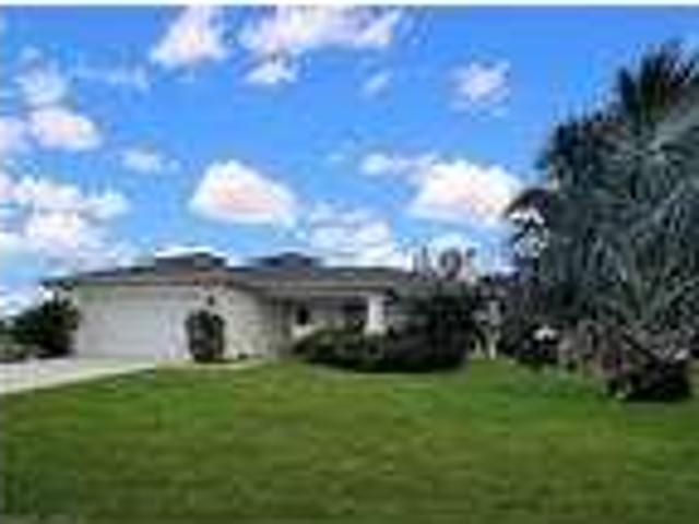 3 bedroom in Cape Coral FL 33909