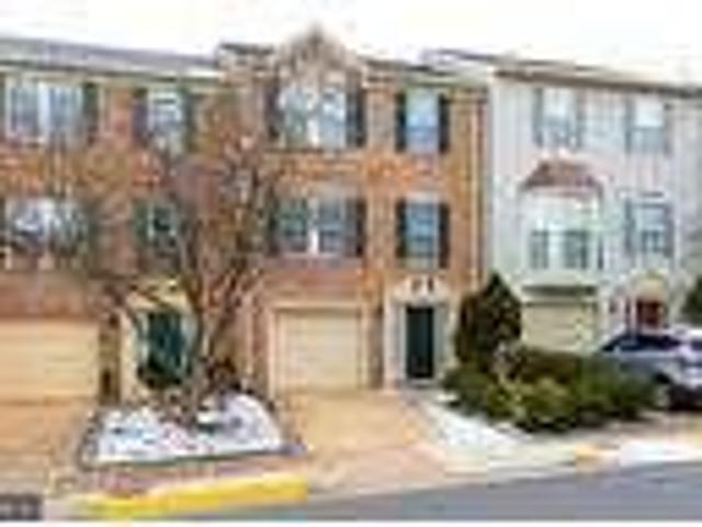 3 bedroom in Centreville VA 20121