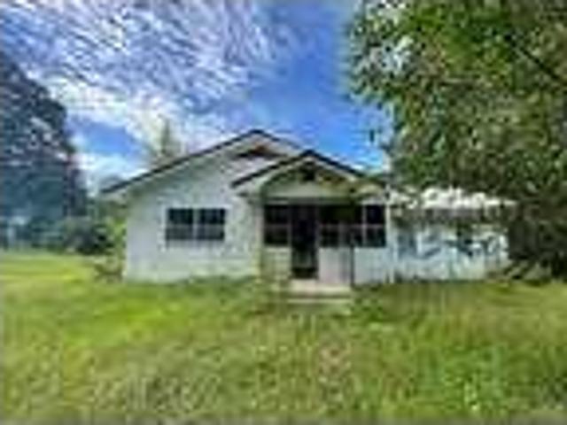 3 bedroom in Century Florida 32535