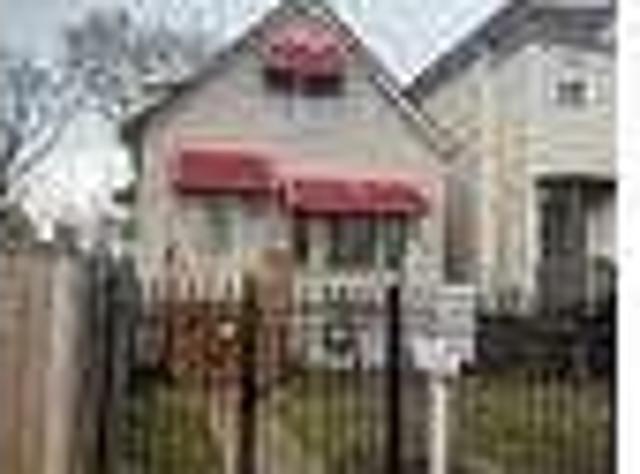 3 bedroom in Chicago IL 60621