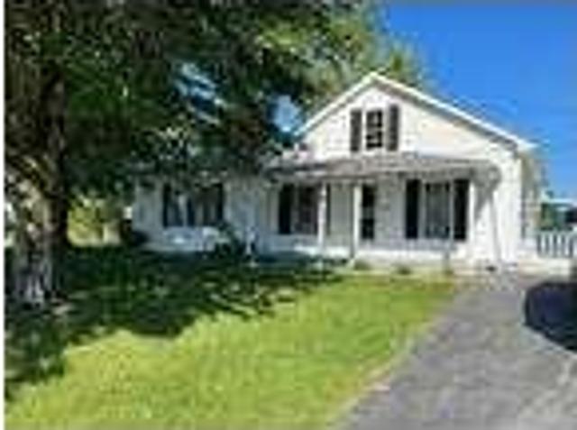 3 bedroom in Albany Kentucky 42602