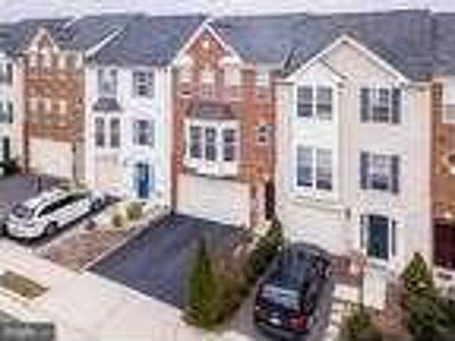 3 bedroom in Aldie VA 20105