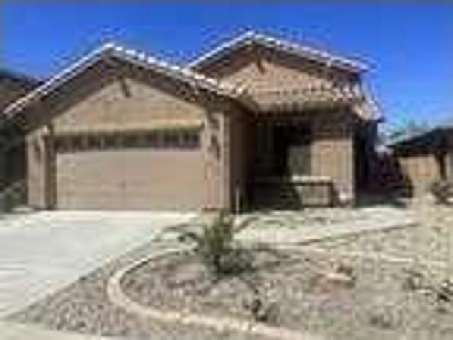 3 bedroom in Avondale AZ 85323