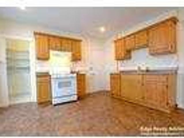 3 bedroom in Boston MA 02124