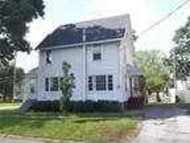 3 bedroom in Batavia New York 14020