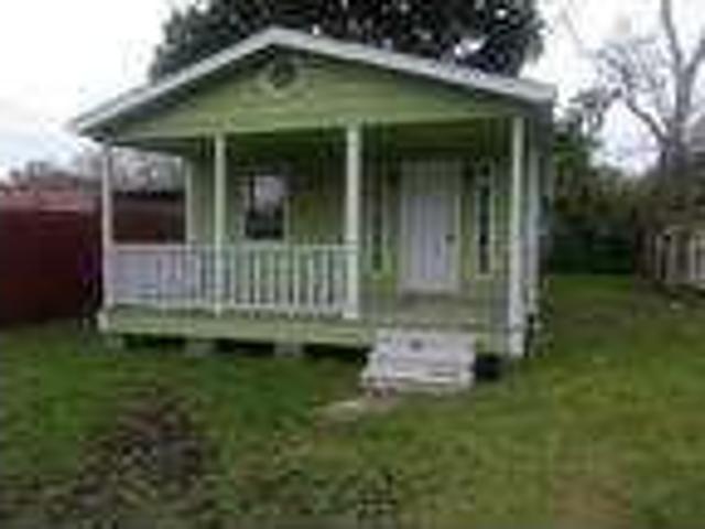 3 bedroom in Bacliff TX 77518