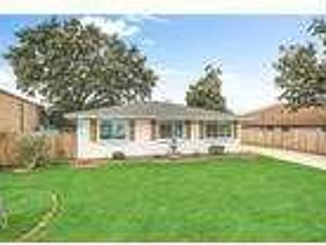 3 bedroom in Belle Chasse Louisiana 70037