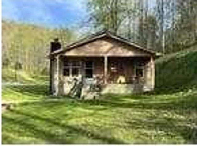 3 bedroom in Bimble Kentucky 40915