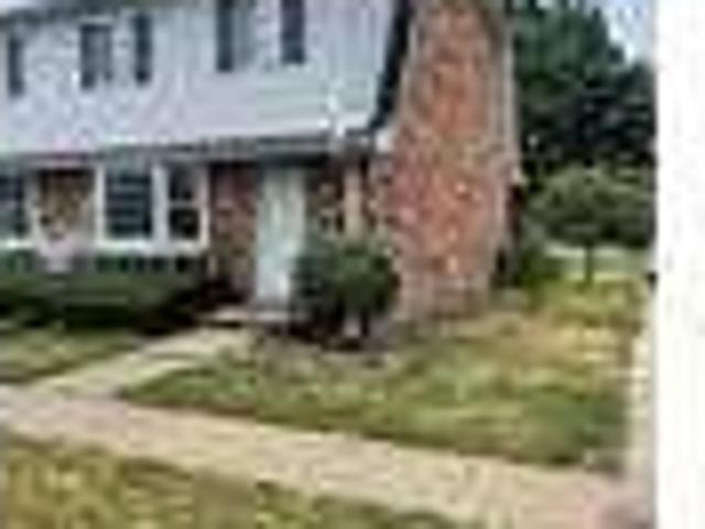 3 bedroom in Bloomfield Township Michigan 48304