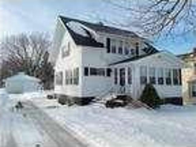 3 bedroom in Bricelyn MN 56014