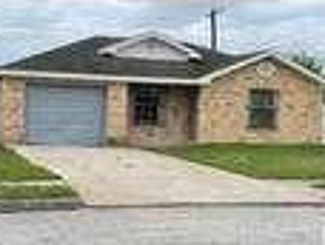 3 bedroom in Brownsville TX 78520