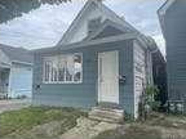 3 bedroom in Buffalo New York 14212