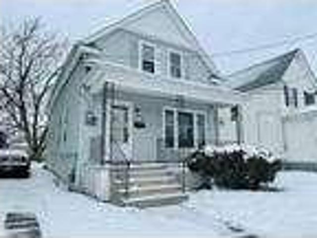 3 bedroom in Buffalo NY 14218
