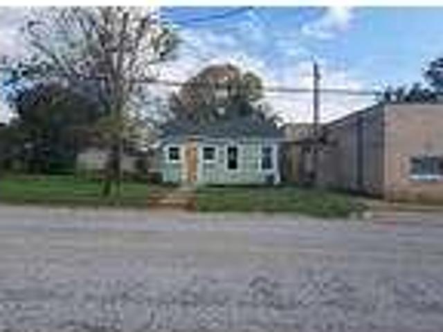 3 bedroom in Gladewater TX 75647