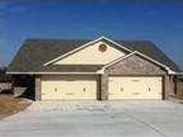 3 bedroom in Granbury Texas 76049