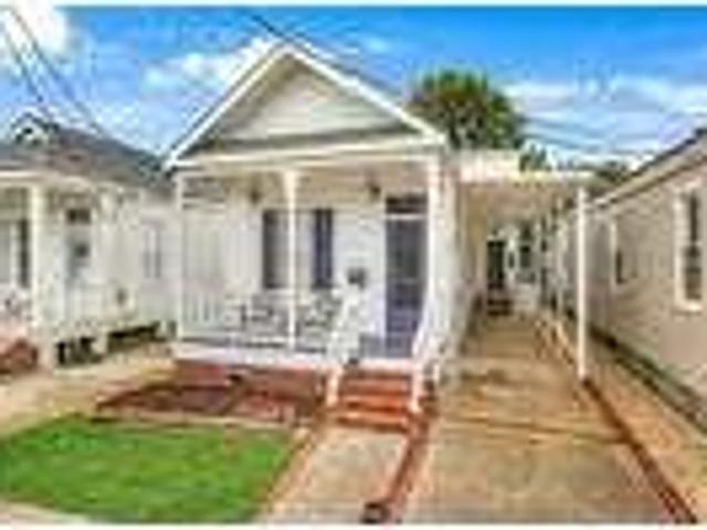 3 bedroom in Gretna Louisiana 70053