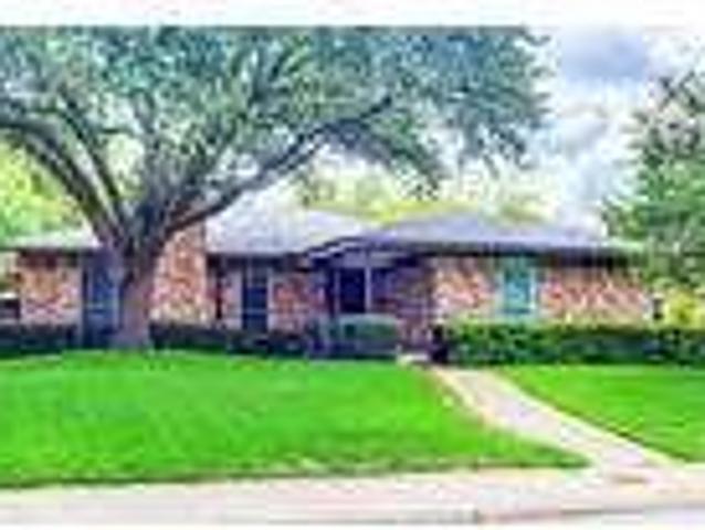 3 bedroom in Dallas Texas 75218