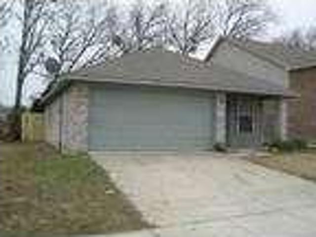 3 bedroom in Dallas Texas 75241