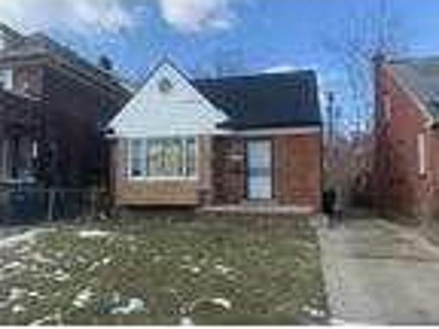 3 bedroom in Detroit MI 48206