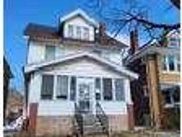 3 bedroom in Detroit MI 48206
