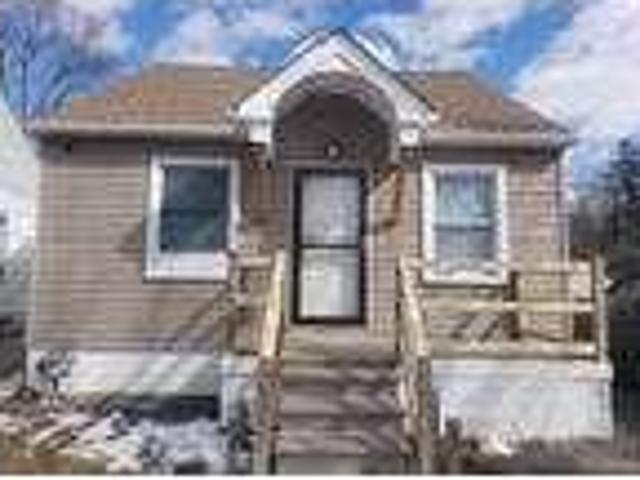 3 bedroom in Detroit MI 48227