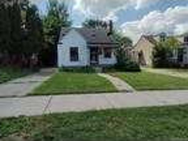 3 bedroom in Detroit Michigan 48205