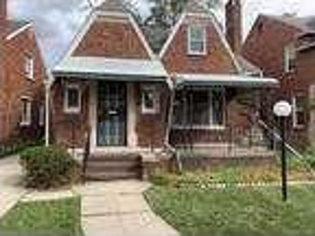 3 bedroom in Detroit Michigan 48221