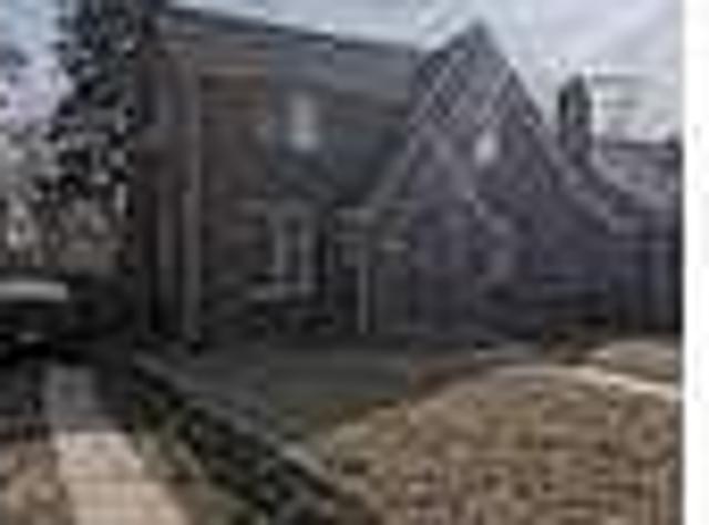 3 bedroom in Detroit Michigan 48227