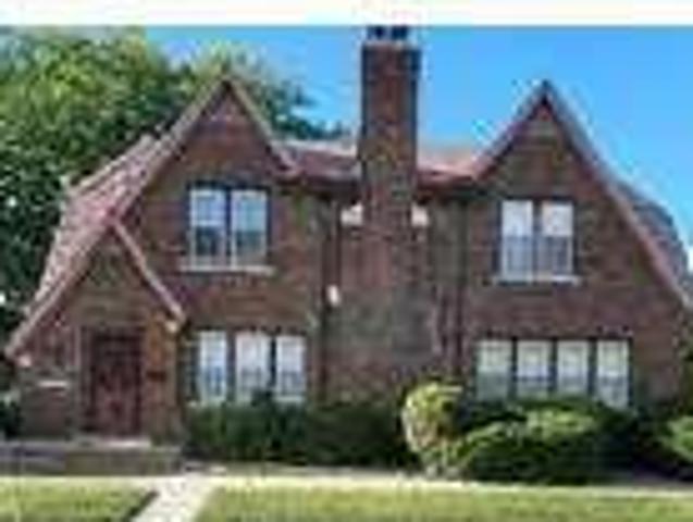 3 bedroom in Detroit Michigan 48224