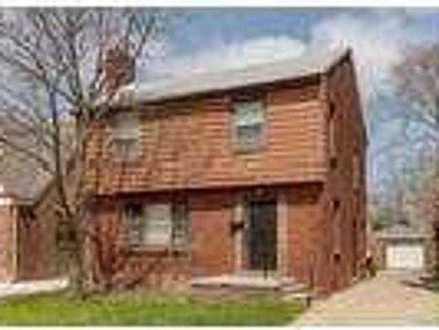 3 bedroom in Detroit Michigan 48224