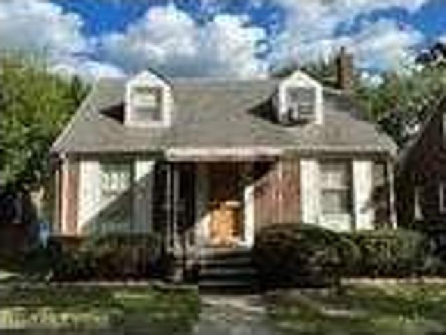 3 bedroom in Detroit Michigan 48224