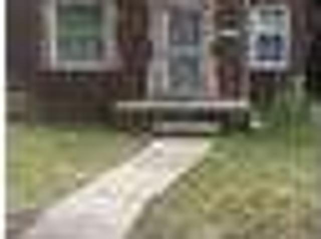 3 bedroom in Detroit Michigan 48224