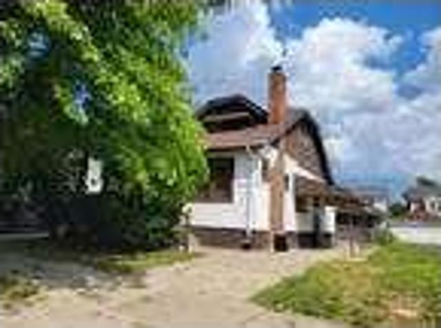3 bedroom in Detroit Michigan 48238